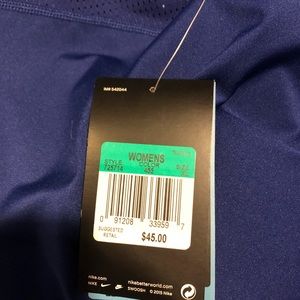 Nike | Tops | New Nike Pro Hyper Cool Workout Tee | Poshmark